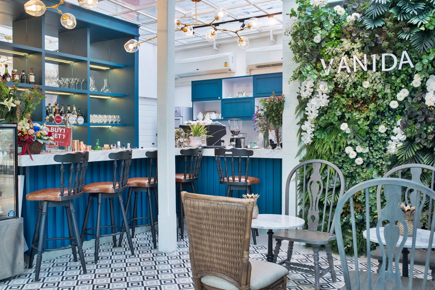 Vanida Bangkok เสน่หาอาหารของบ้านไม้สัก 100 ปี