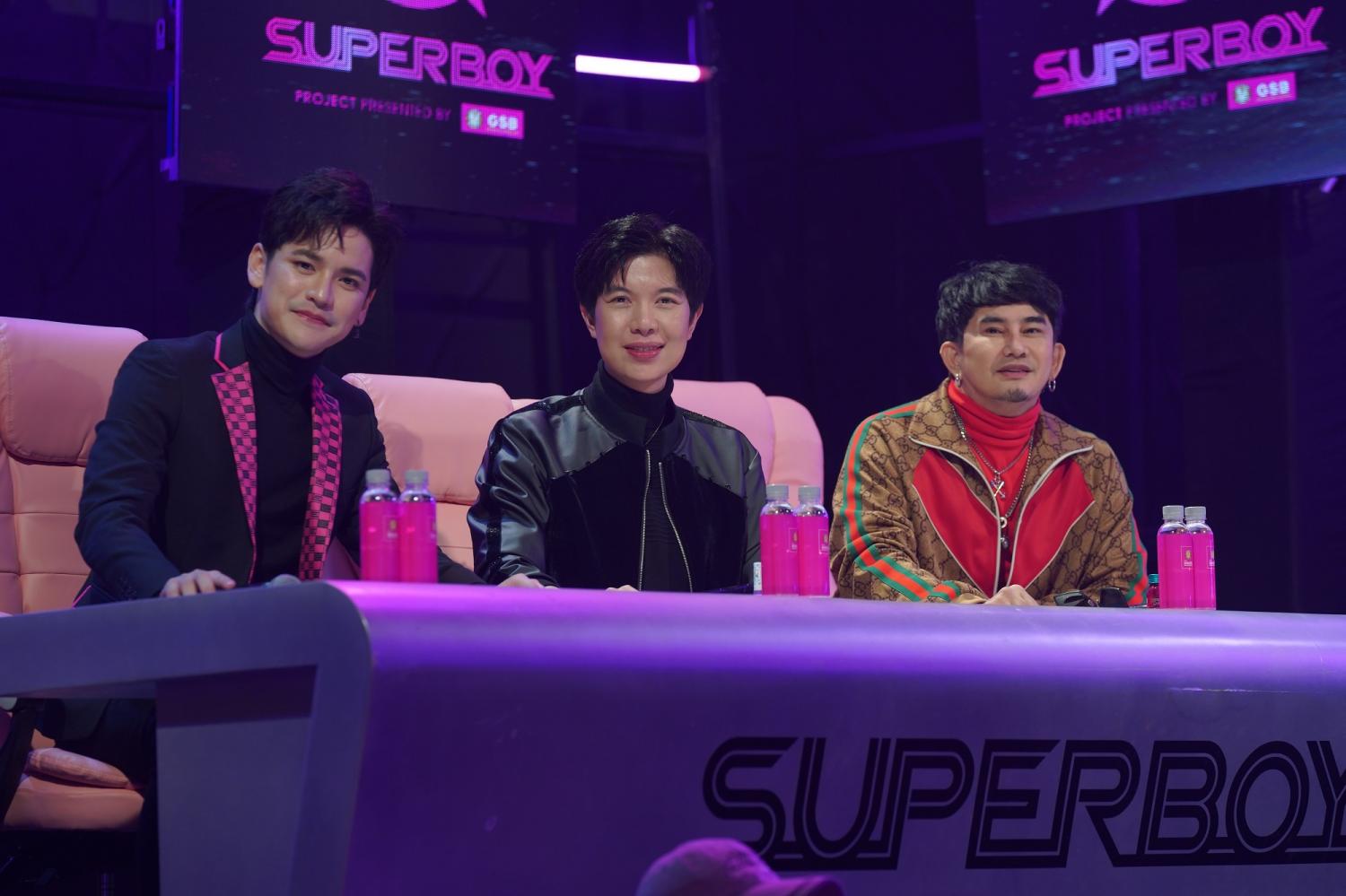 SBFIVE แท็คทีม ‘12 Boys’ ร้อง เต้น บนเวที “Superboy Project Presented by GSB”